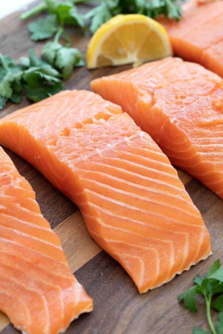 ATLANTIC SALMON FILLET CUT 1KG - Melacow Meat